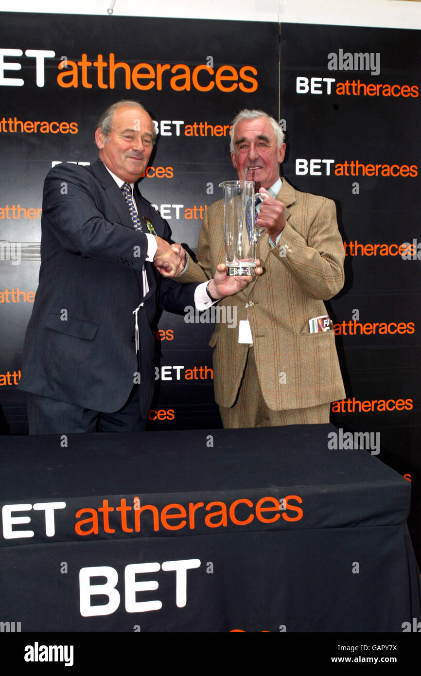 Trainer Josh Gifford receives an award during his final meet Stock ...