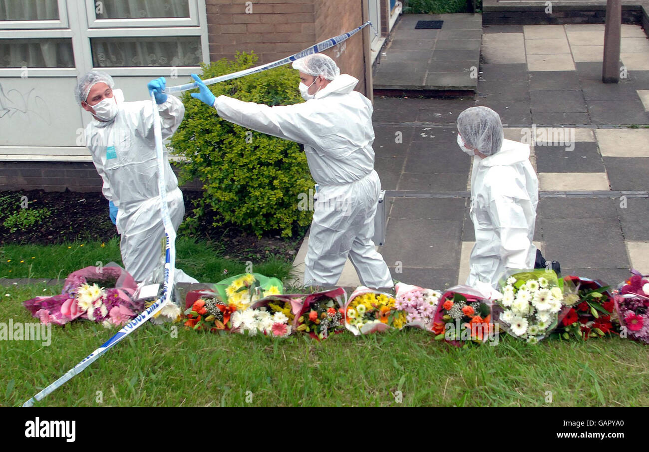 Forensic officers outside marlborough grange hi-res stock photography ...