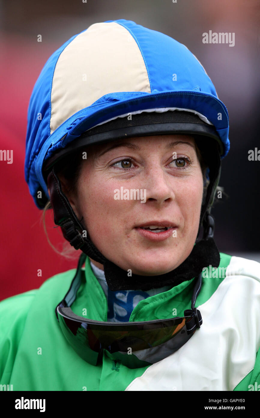 Emirates airline yorkshire cup hi-res stock photography and images - Alamy