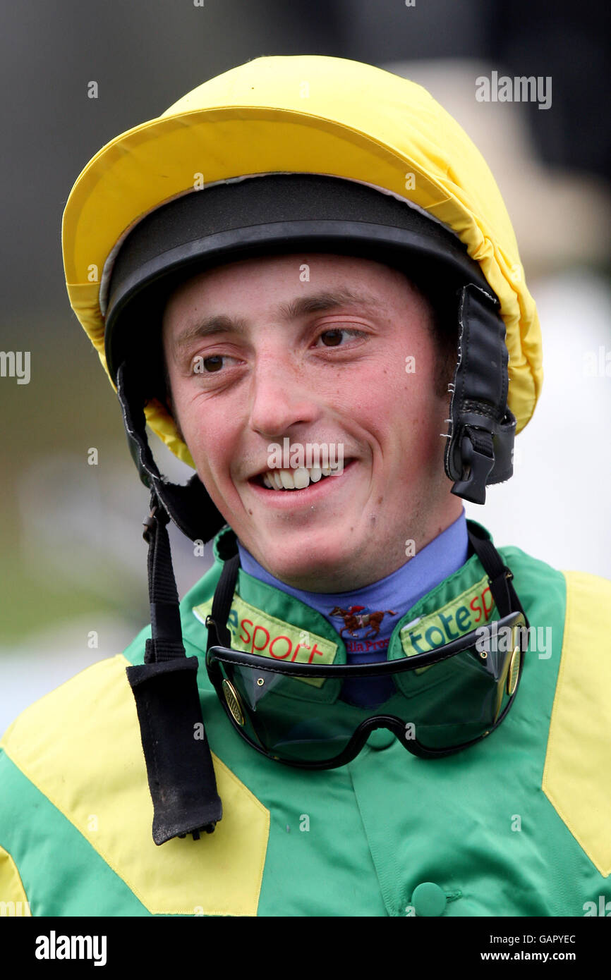 Horse Racing - 2008 May Festival - Emirates Airline Yorkshire Cup ...