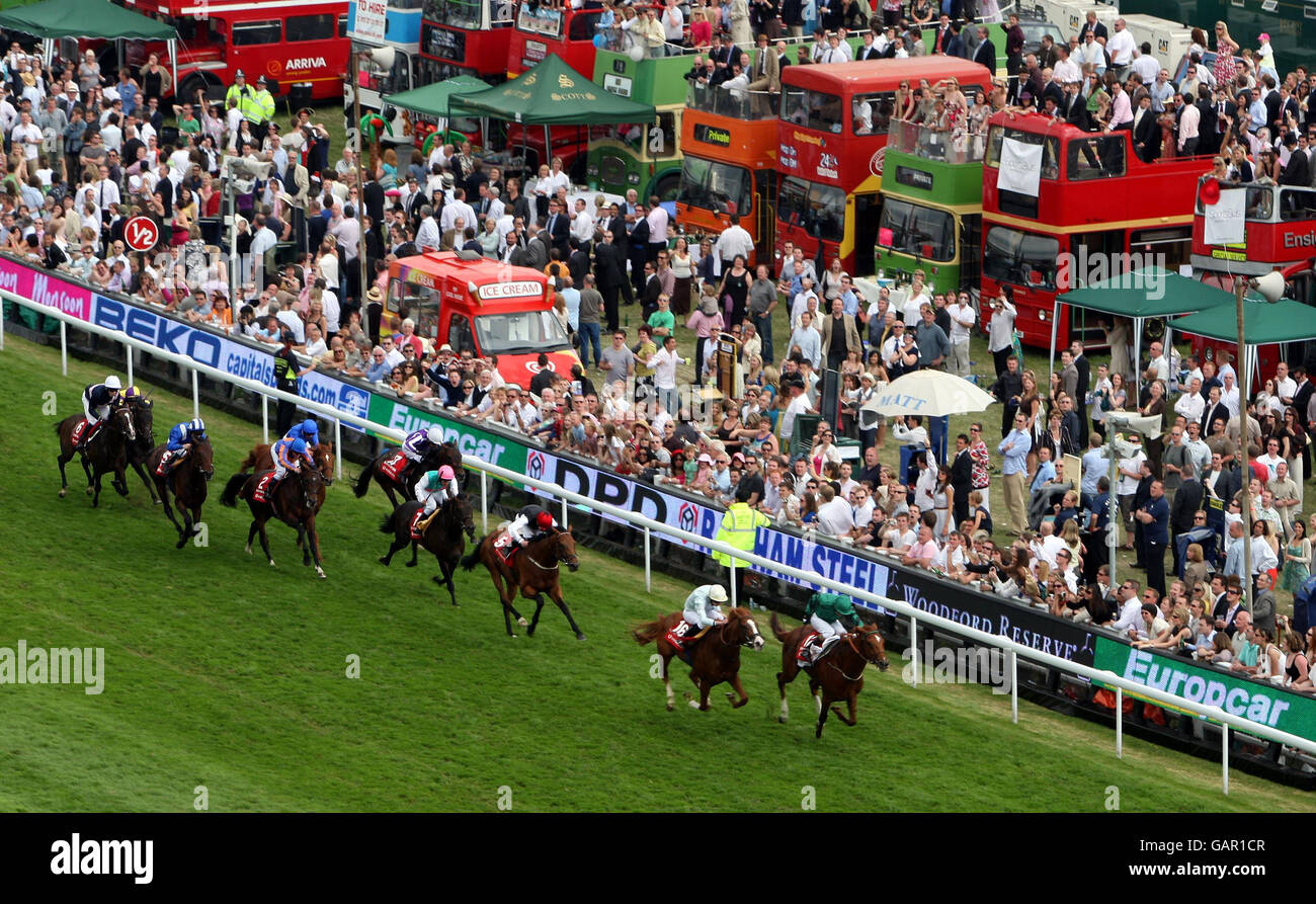 Aerial view epsom downs racecourse hi-res stock photography and images ...