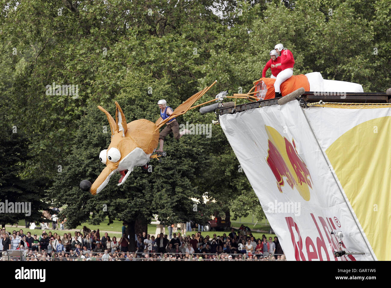 Bull from machine hi-res stock photography and images - Alamy