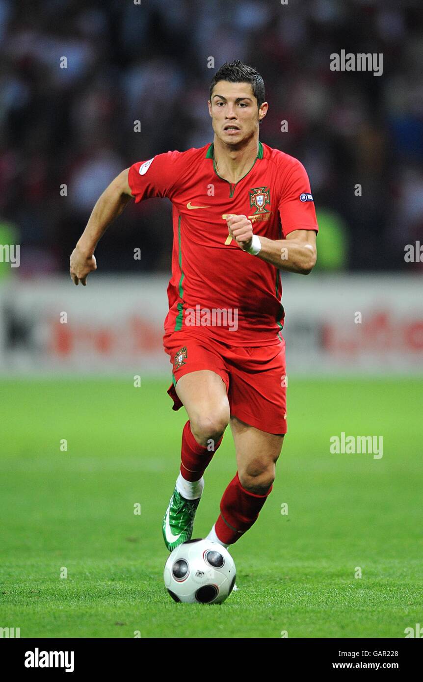 Ronaldo 2008 hi-res stock photography and images - Alamy