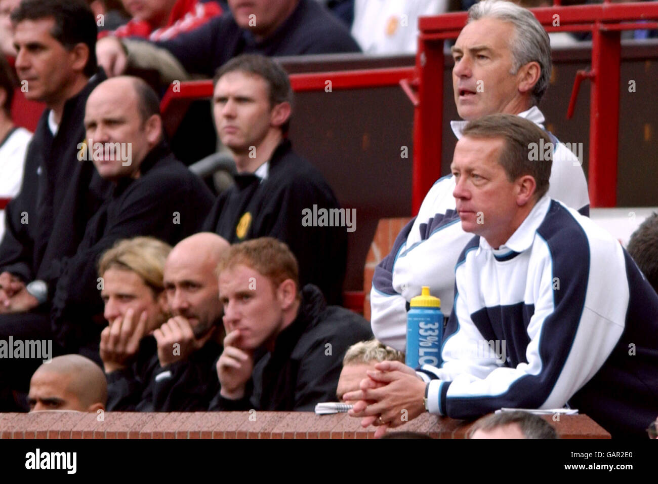 Charlton Athletic's manager Alan Curbishley (r) watches his side in ...