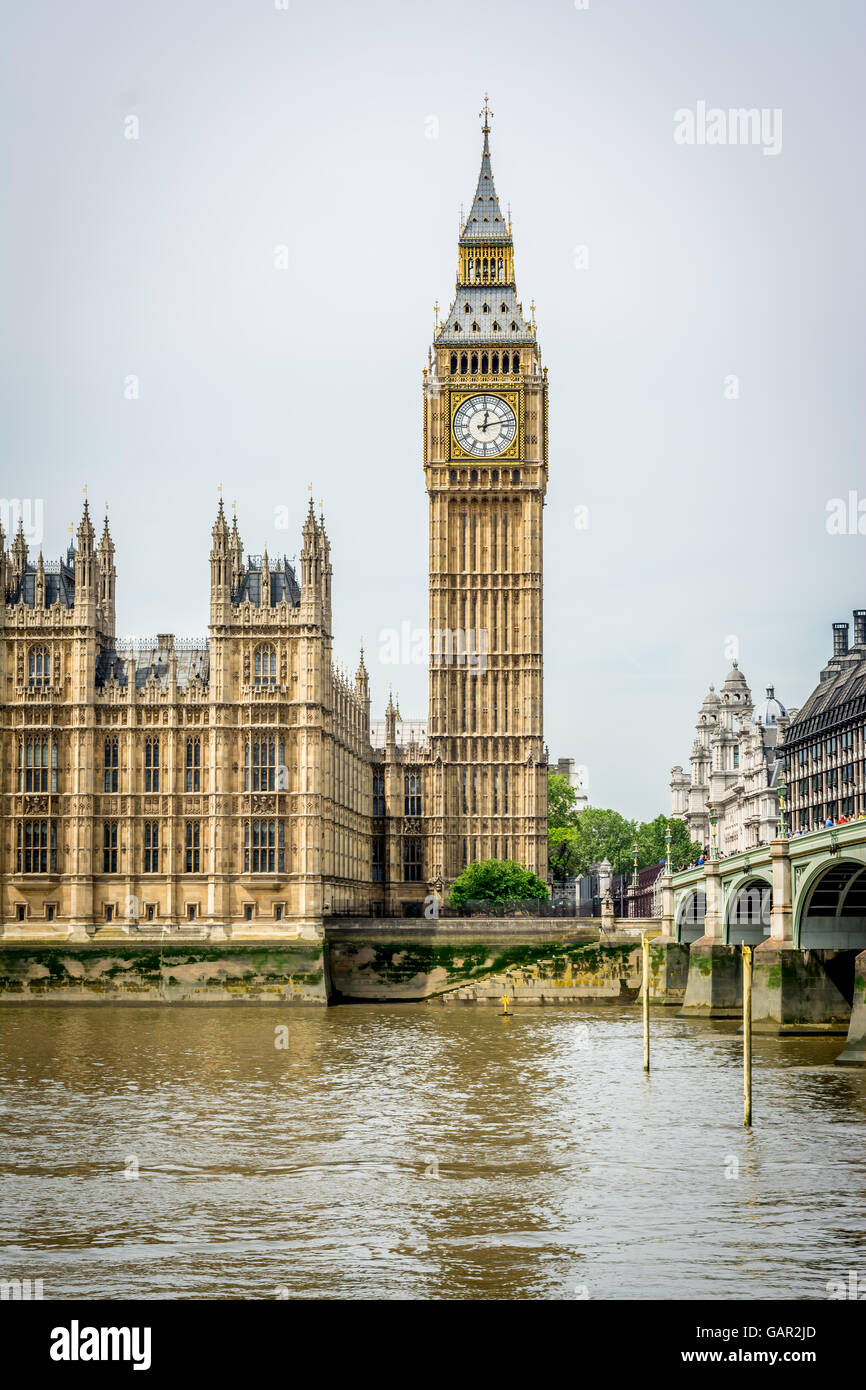 Vertical cityscape of London with the famous Big Ben by the Westminster ...