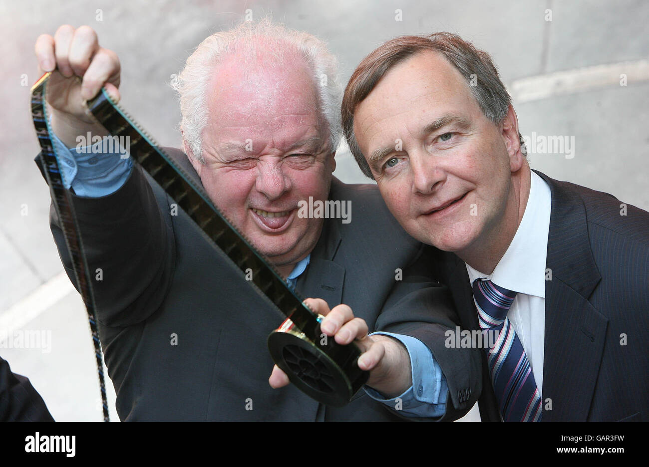 Film Director Jim Sheridan (left) and Irish Arts Minister Martin Cullen ...