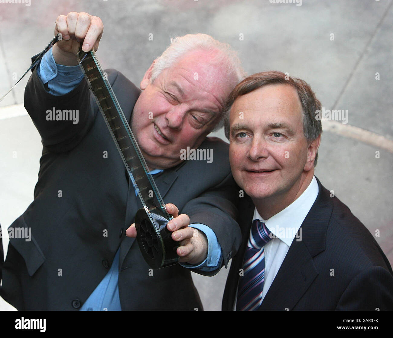 Film Director Jim Sheridan (left) and Irish Arts Minister Martin Cullen ...