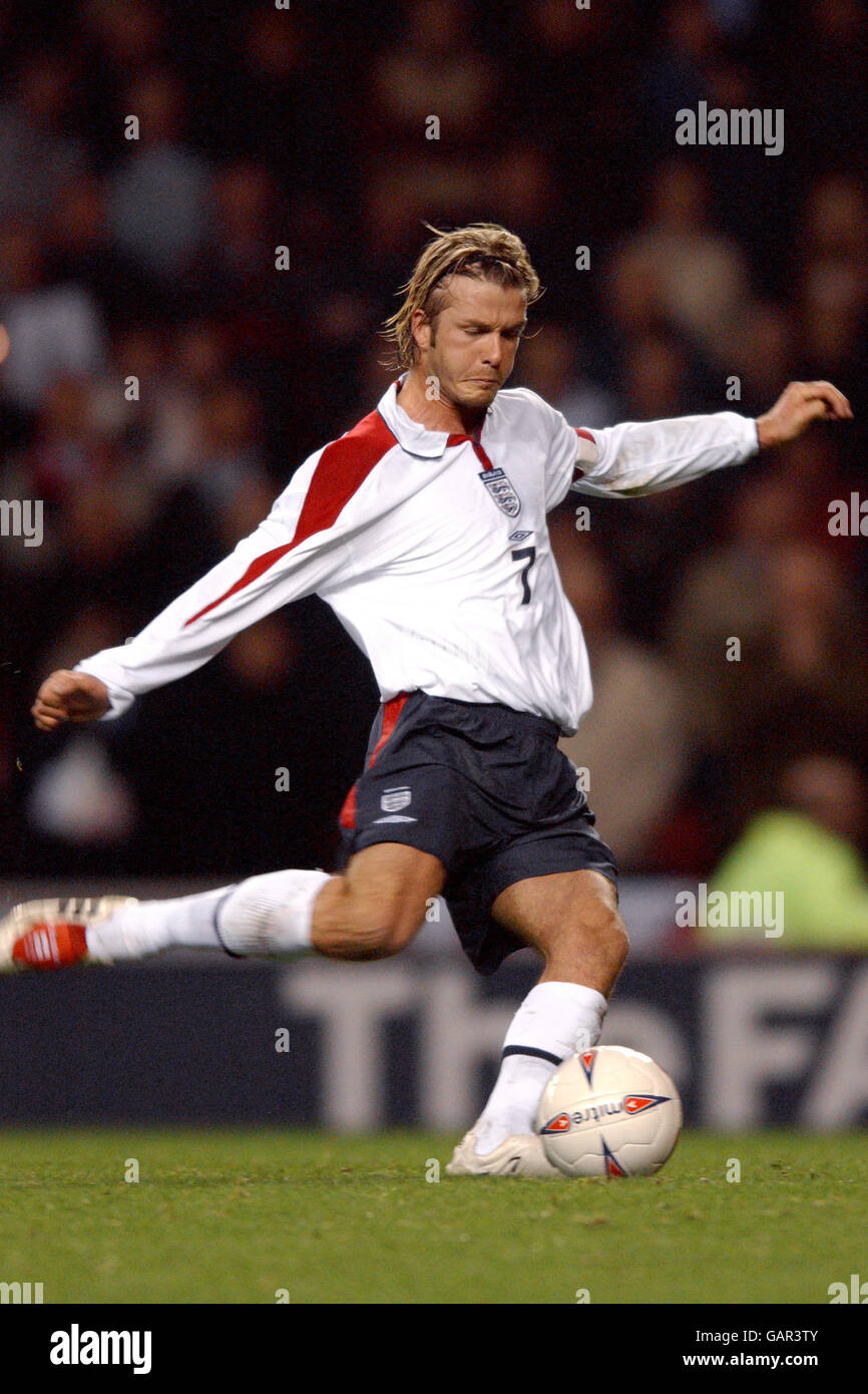Soccer - European Championships 2004 Qualifying - Group Seven - England ...