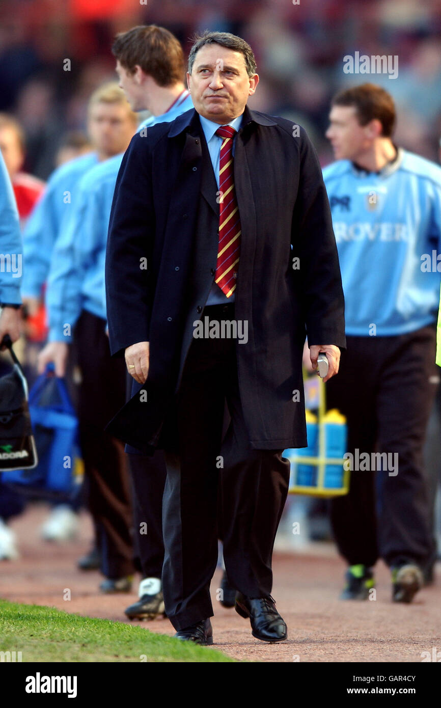 Soccer graham taylor hi-res stock photography and images - Alamy