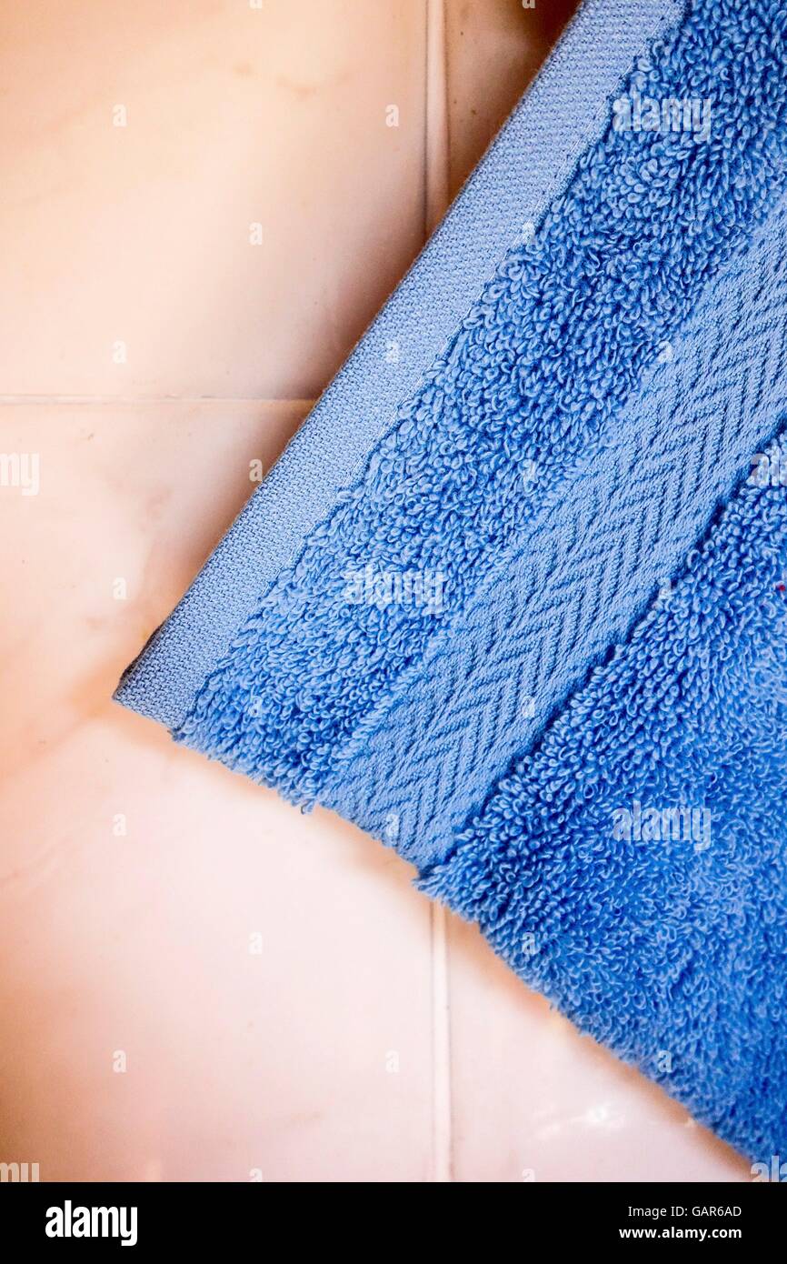 A Blue Facecloth in a Bathroom Stock Photo - Alamy