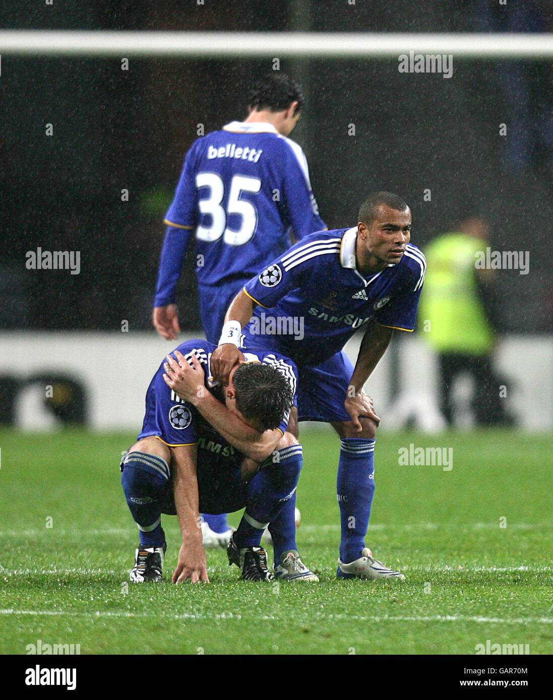 Ashley cole chelsea penalty hi-res stock photography and images - Alamy