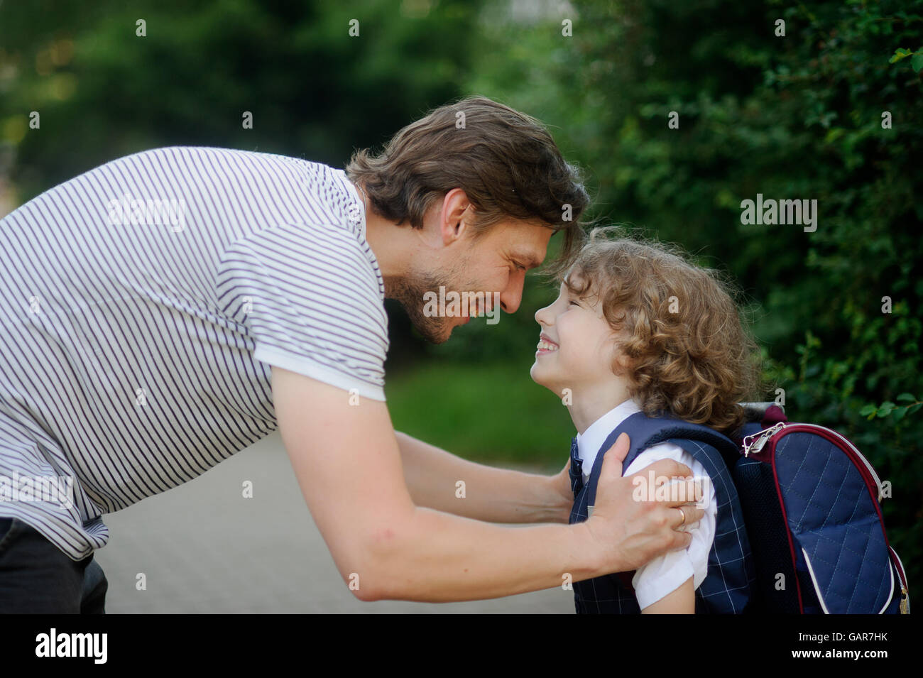 Father sees son first hi-res stock photography and images - Alamy