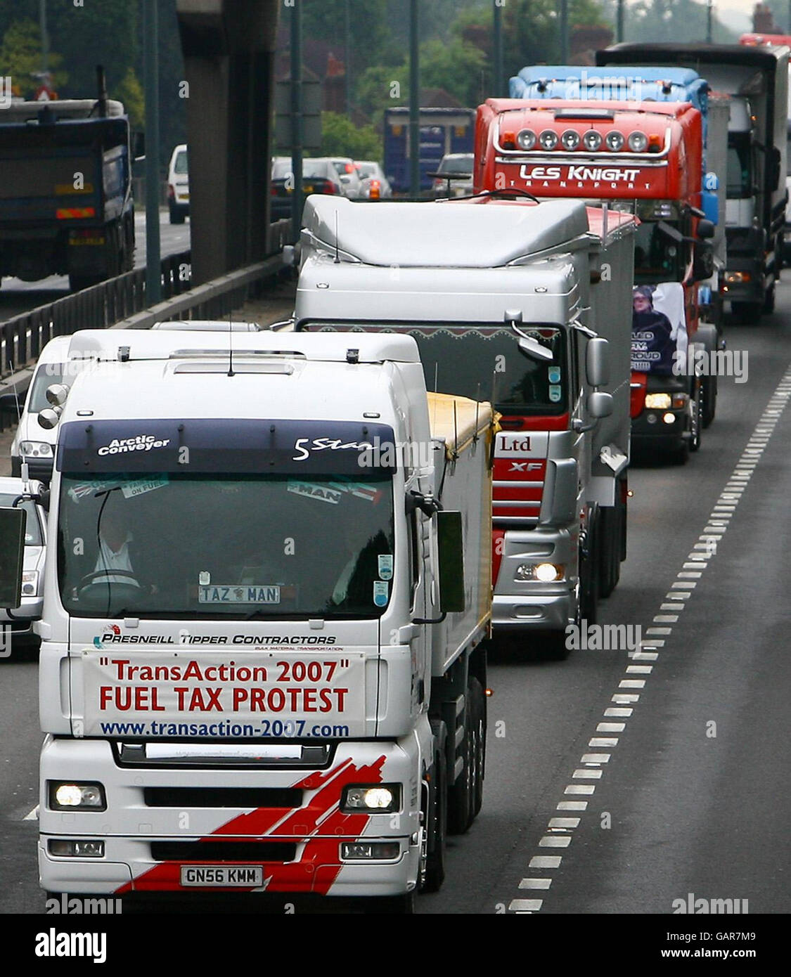 Lorry drivers' fuel protest Stock Photo - Alamy