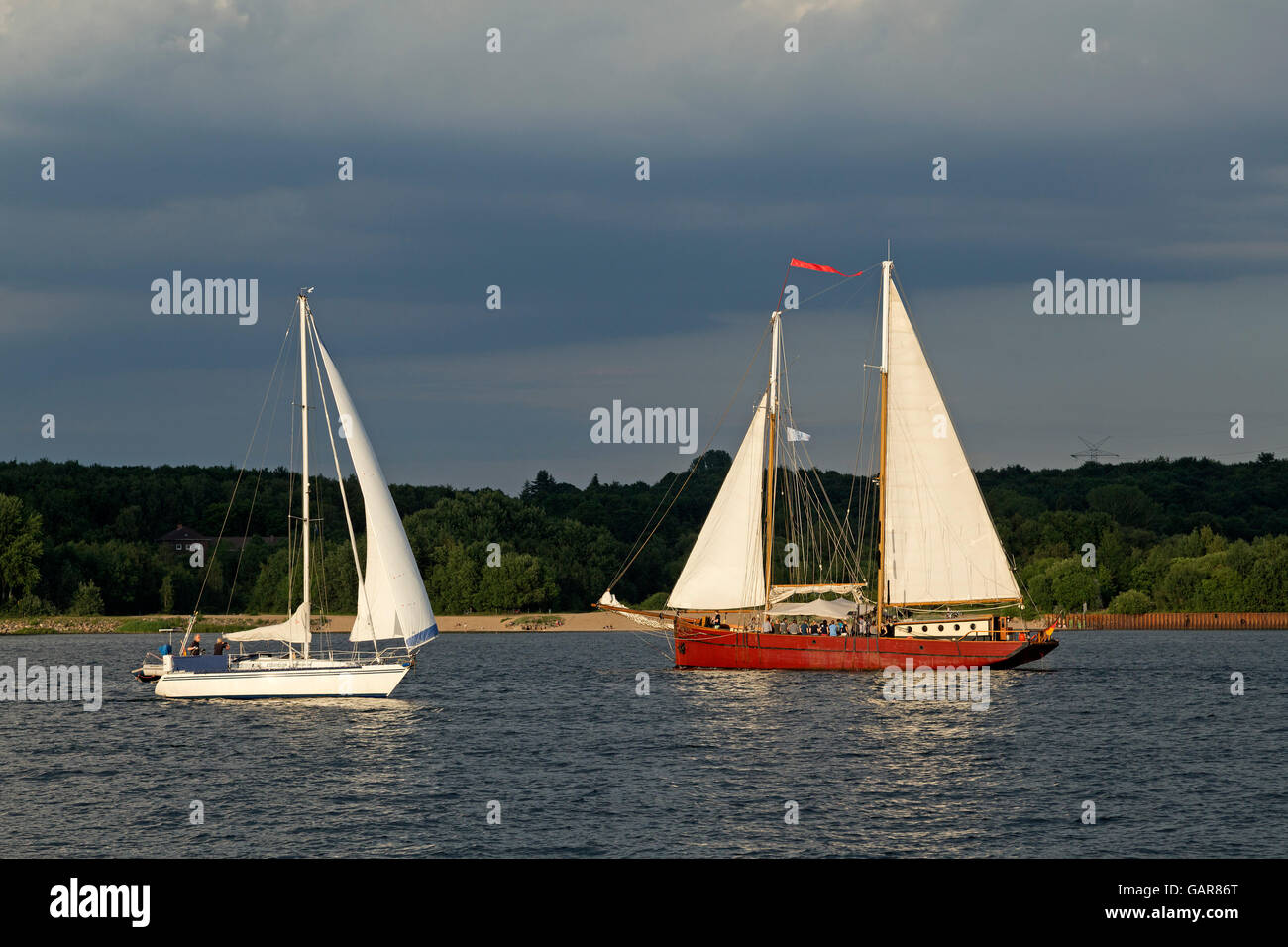 Kiel week storm hi-res stock photography and images - Alamy