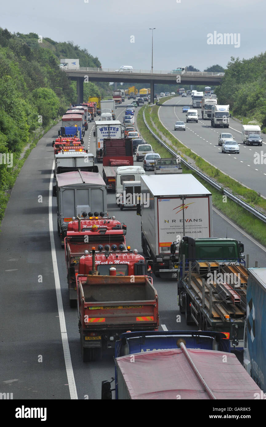 Lorry drivers' fuel protest Stock Photo - Alamy