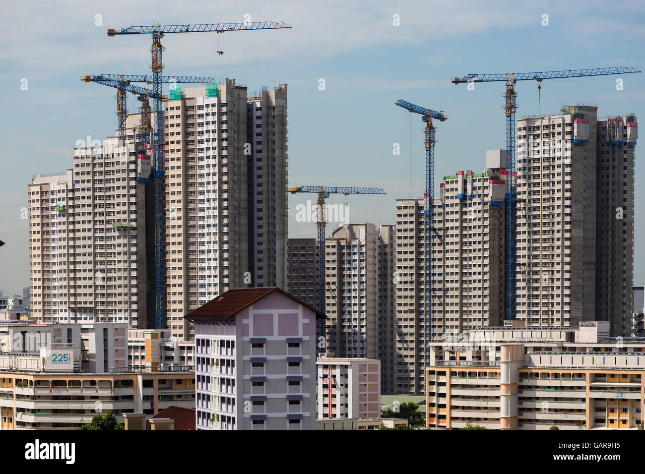 40 storeys hi-res stock photography and images - Alamy