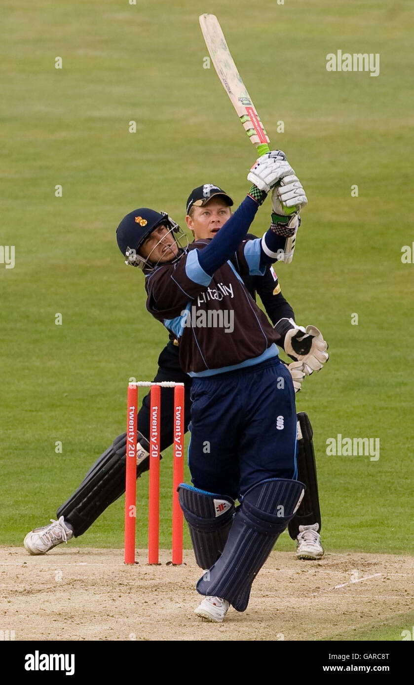 Yorkshires wicketkeeper gerard brophy hi-res stock photography and ...