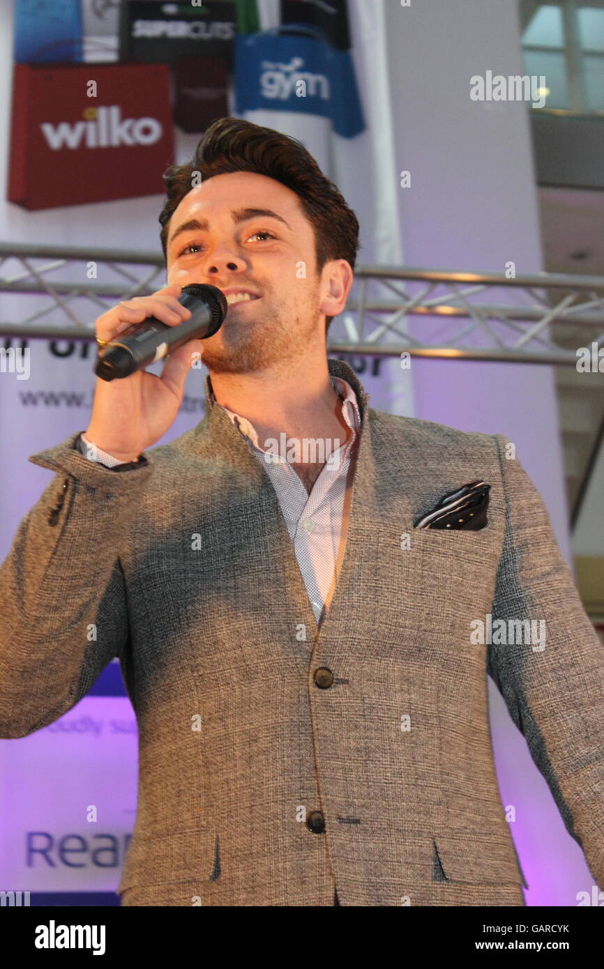 Ray Quinn Sings His Latest Tracks Along With Hollyoaks C4 Stars Danny ...