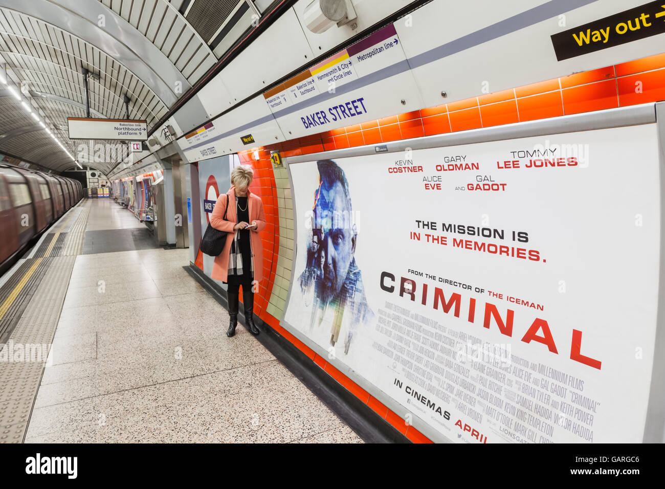 England, London, The Underground, Baker Street Station Platform Stock ...