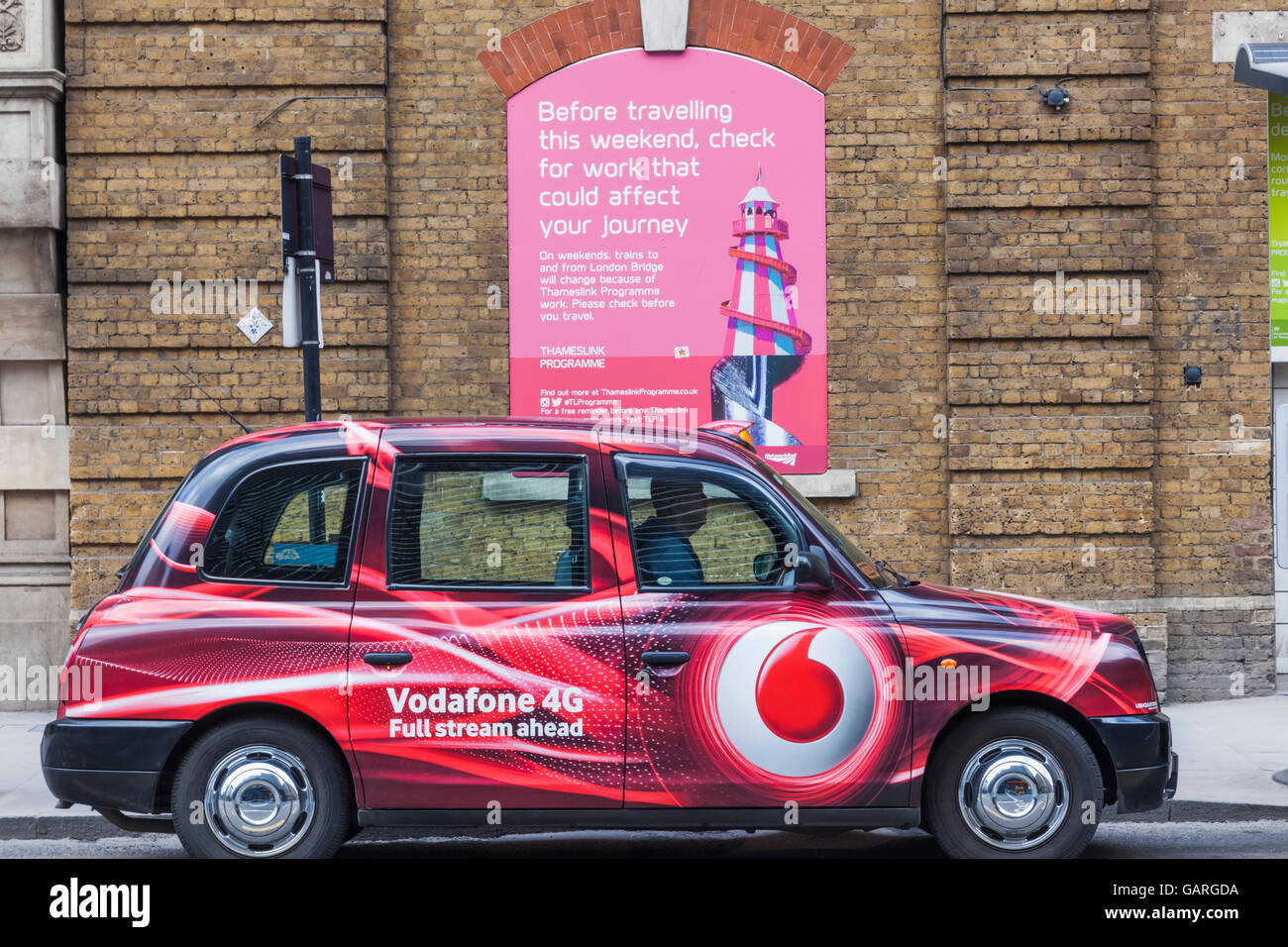 London taxi black taxi hi-res stock photography and images - Alamy