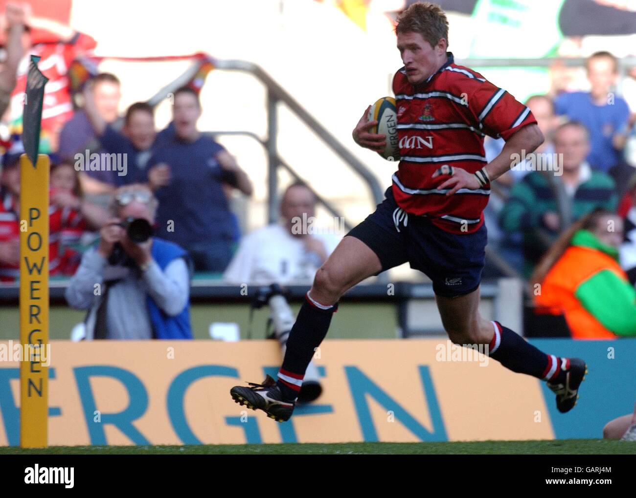 Rugby union powergen cup final gloucester v northampton saints hi-res ...