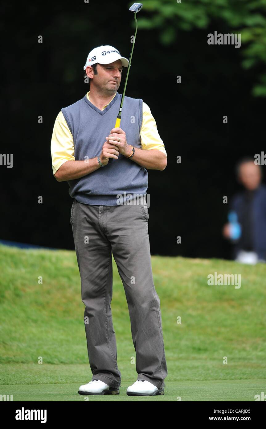 Shacklady hi-res stock photography and images - Alamy