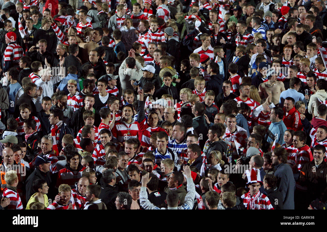 Doncaster rovers celebrate at the keepmoat stadium hi-res stock ...