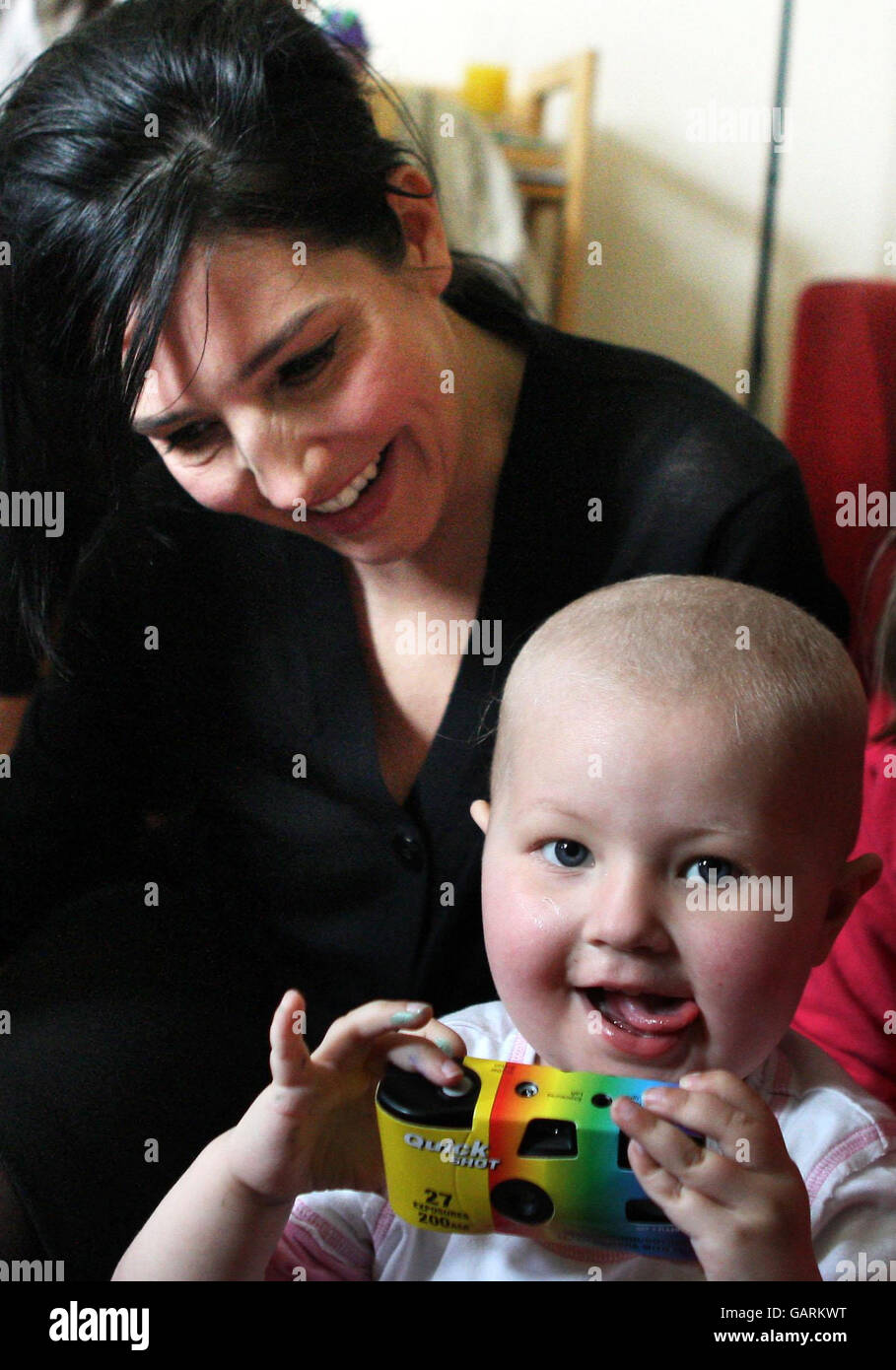 Singer sharleen spiteri bethanie thomson hi-res stock photography and ...