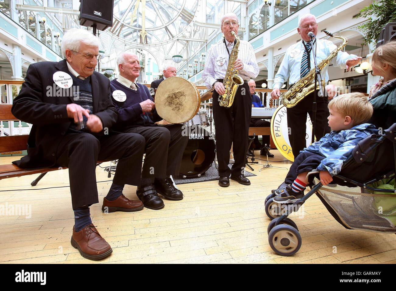 2 saoirse ahern hi-res stock photography and images - Alamy
