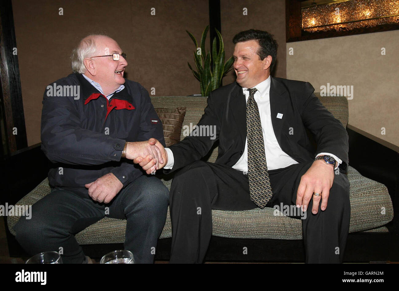 American aid worker Ken Rutherford (right) who lost his foot after ...