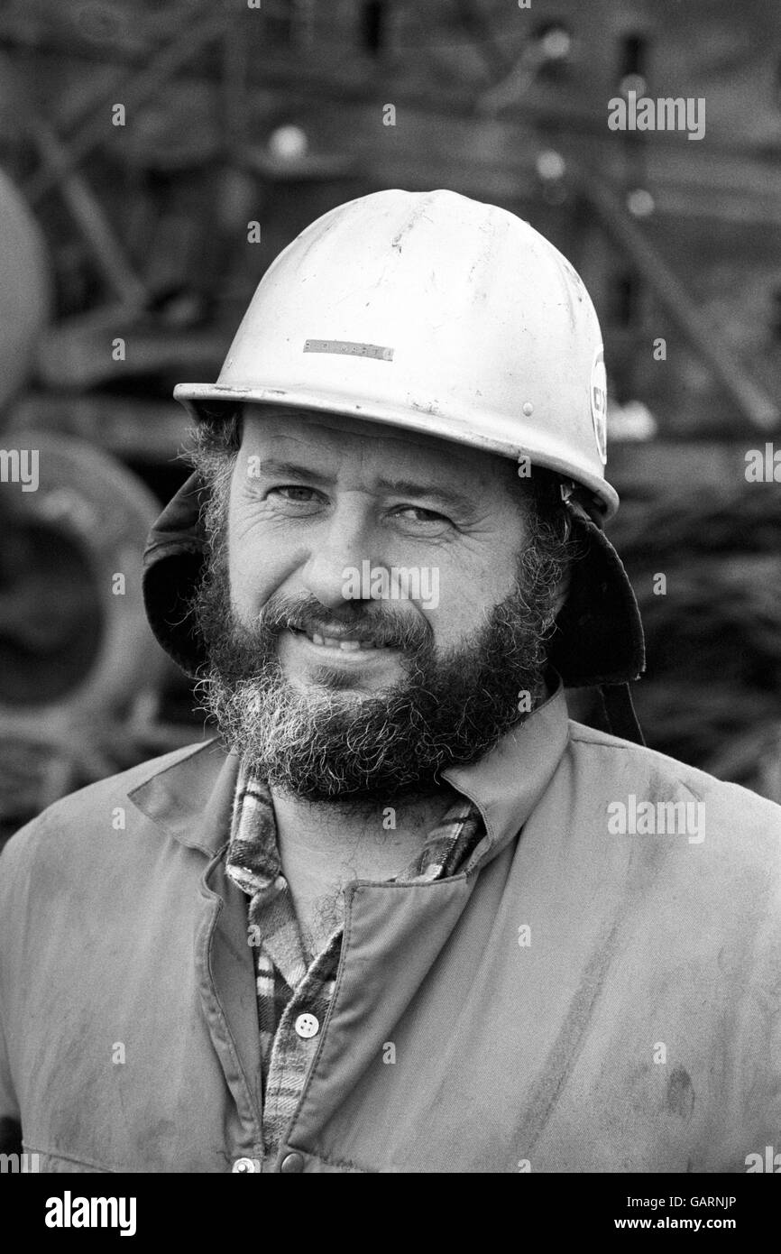 Accidents & Disasters - Explosion/Fire - Piper Alpha Oil Rig Disaster ...