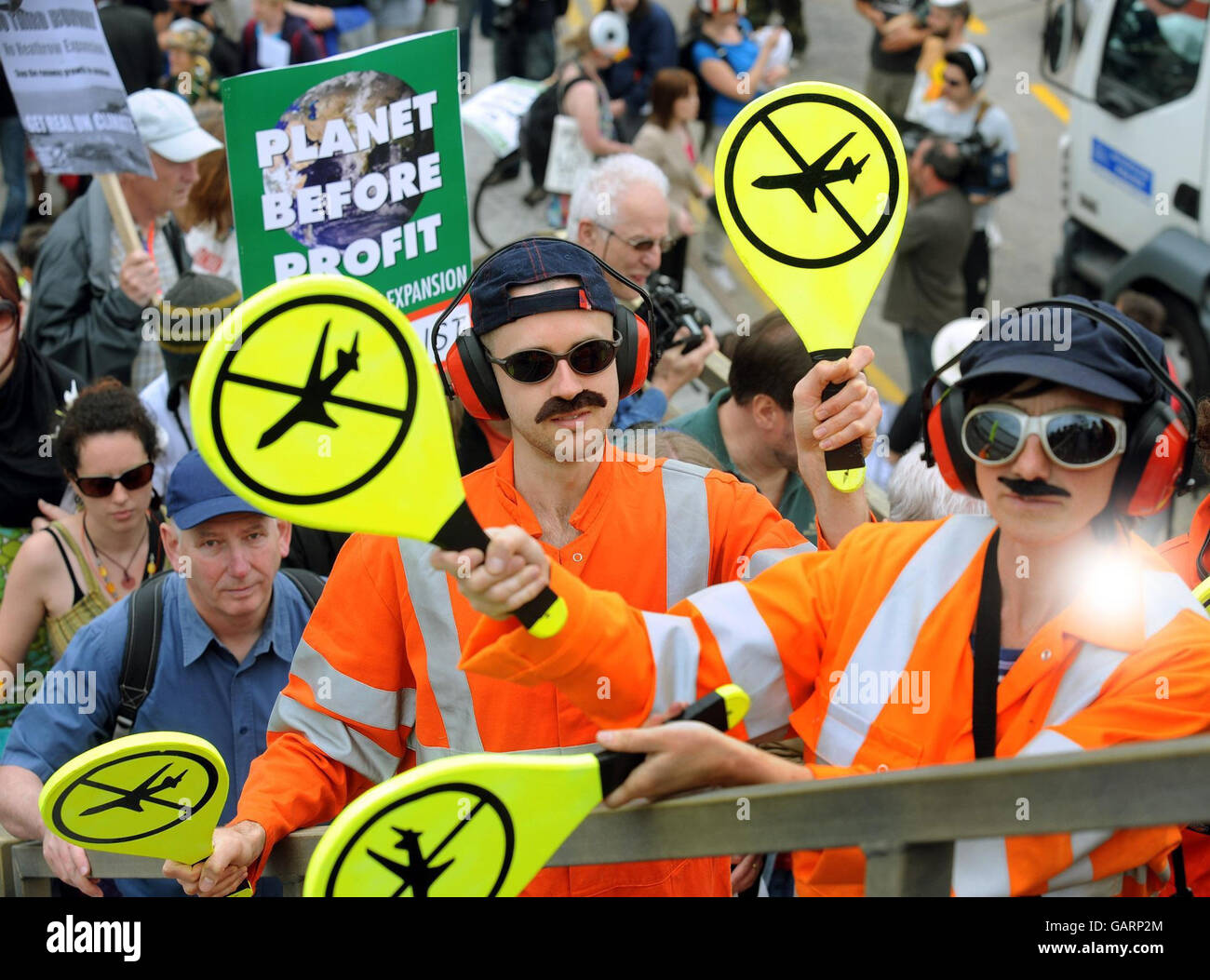 Protest over Heathrow expansion Stock Photo - Alamy
