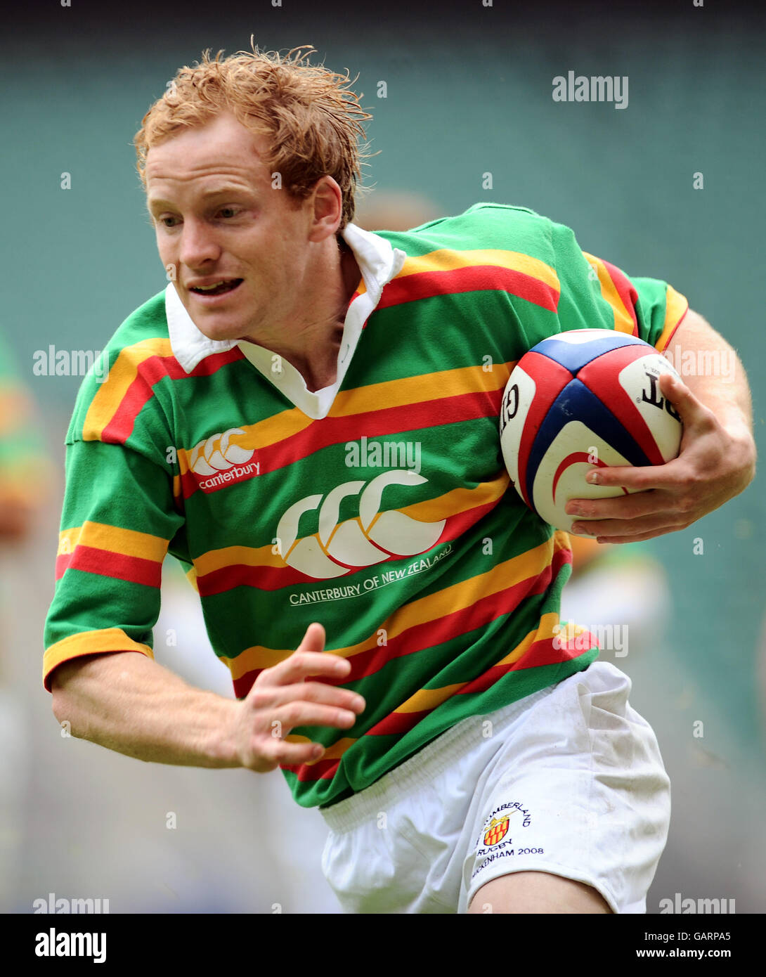 Northumberland's Jack Smales breaks through to score a try Stock Photo ...