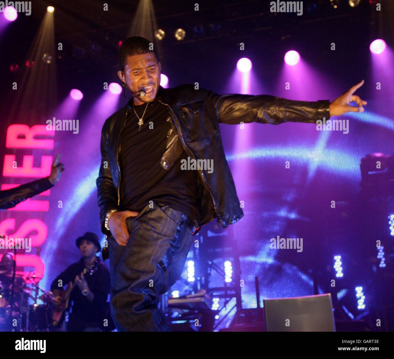 Usher performs an exclusive Sony Ericsson gig at the Indig02 at the O2 ...