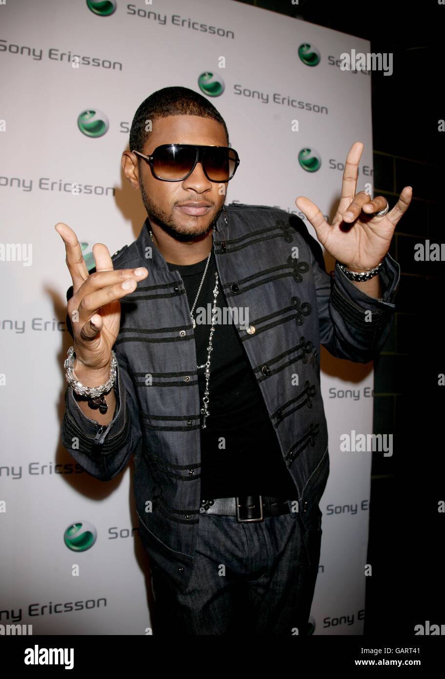 Usher during a photocall before an exclusive Sony Ericsson gig at the ...