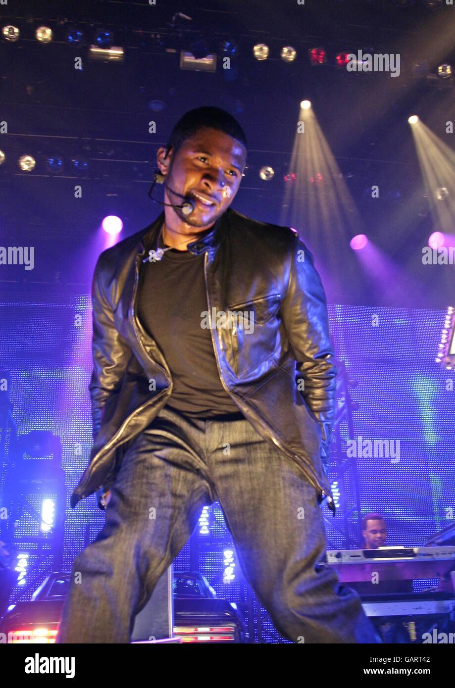 Usher Concert High Resolution Stock Photography and Images - Alamy