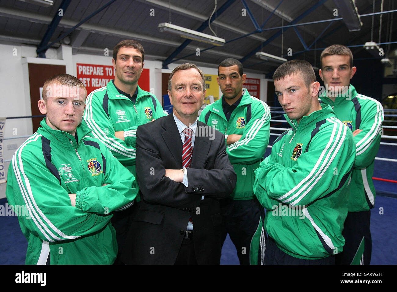 Minister Martin Cullen meets Irish Olympic boxing team Stock Photo - Alamy