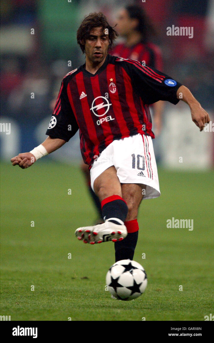 Soccer - UEFA Champions League - Semi Final - First Leg - AC Milan v ...