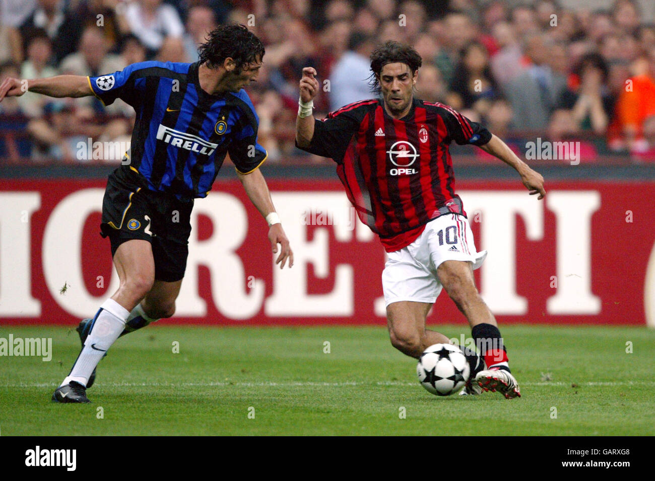 Materazzi rui costa hi-res stock photography and images - Alamy
