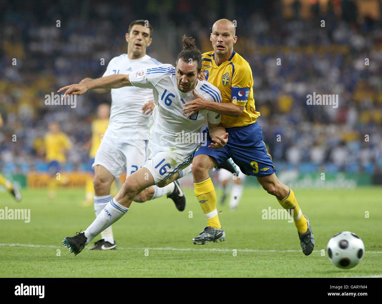 Greeces sotirios kyrgiakos swedens fredrik ljungberg battle for the ...