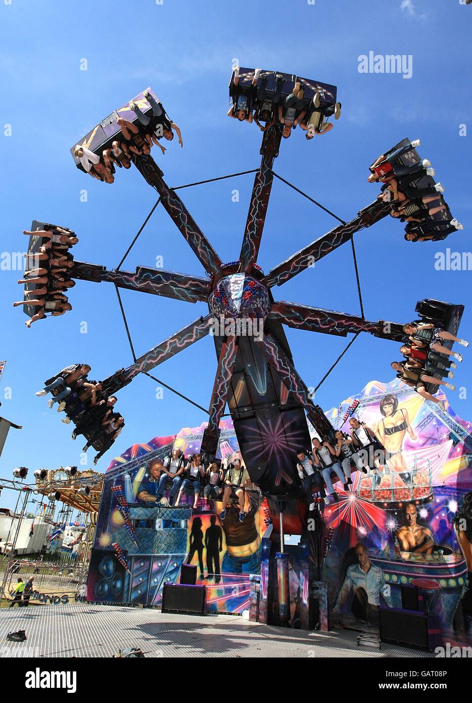 The funfair at epsom downs racecourse hi-res stock photography and ...