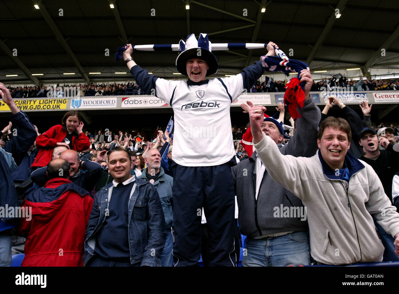 Middlesbrough fans celebrate final whistle hi-res stock photography and ...