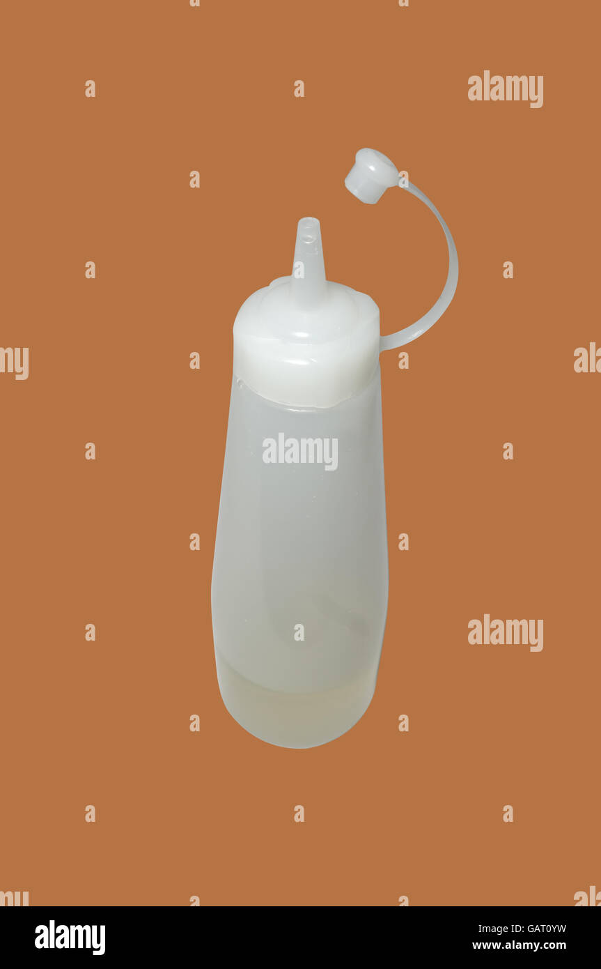 White vinegar bottle hi-res stock photography and images - Alamy