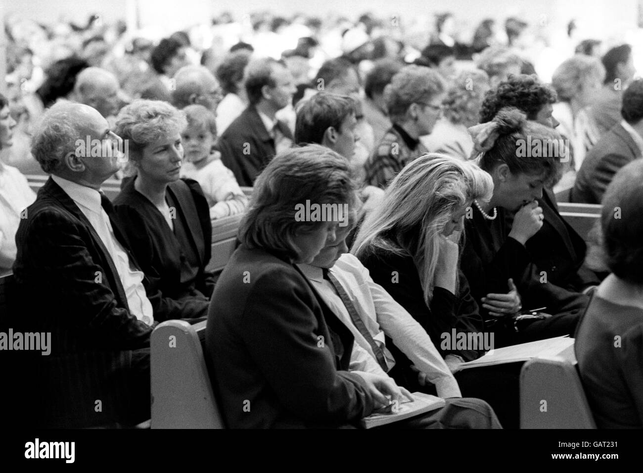 Accidents & Disasters - Explosion/Fire - Piper Alpha Oil Rig Disaster ...