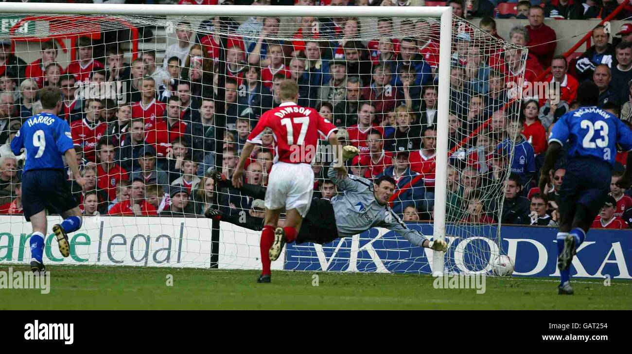 Nottingham Forest's goalkeeper Darren Ward fails to keep out Millwall's ...