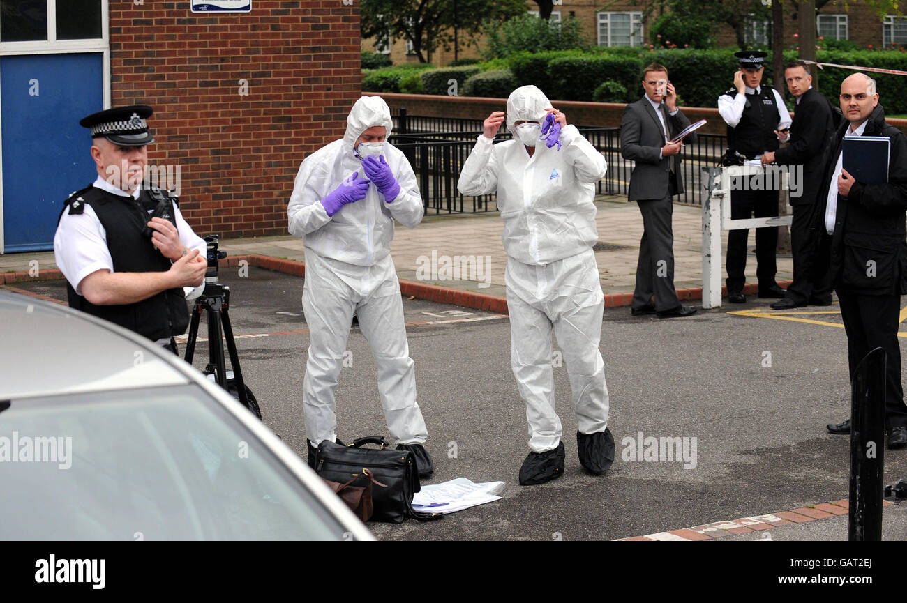 Schoolgirl stabbed in London Stock Photo - Alamy