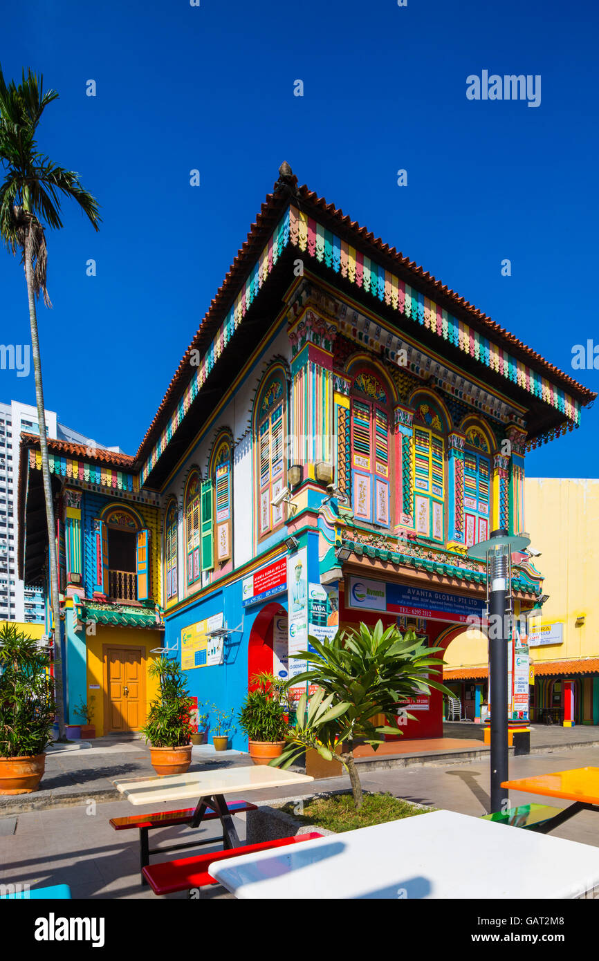 45 degree side view of Tan Teng Niah house at Little India, Singapore ...