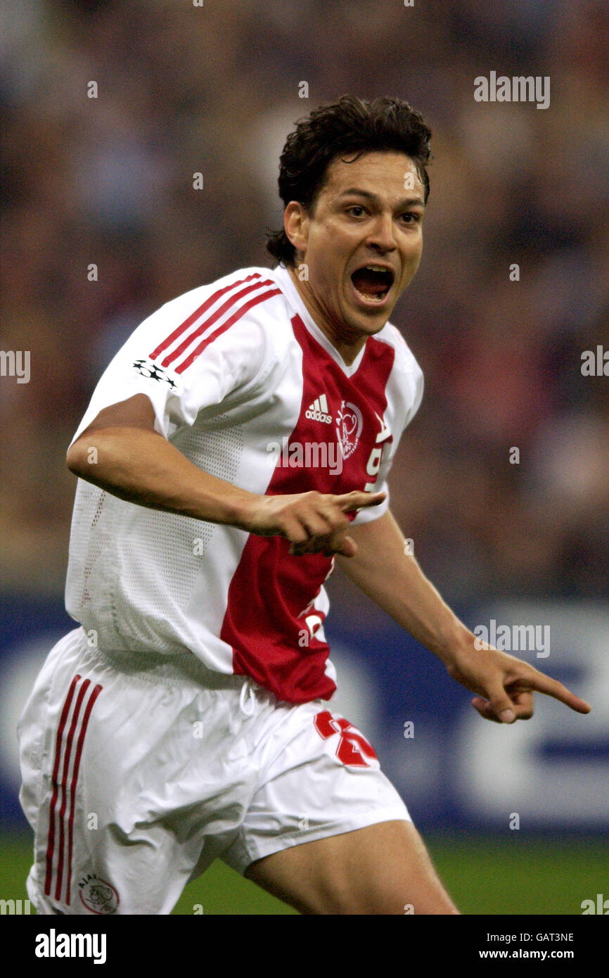 Jari litmanen champions league hi-res stock photography and images - Alamy
