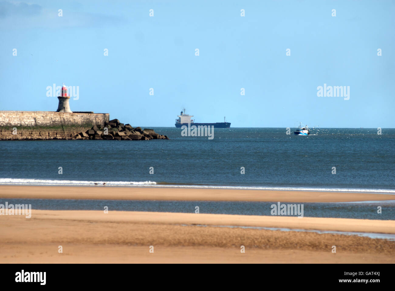 Sandhaven beach, South Shields, South Tyneside Stock Photo - Alamy