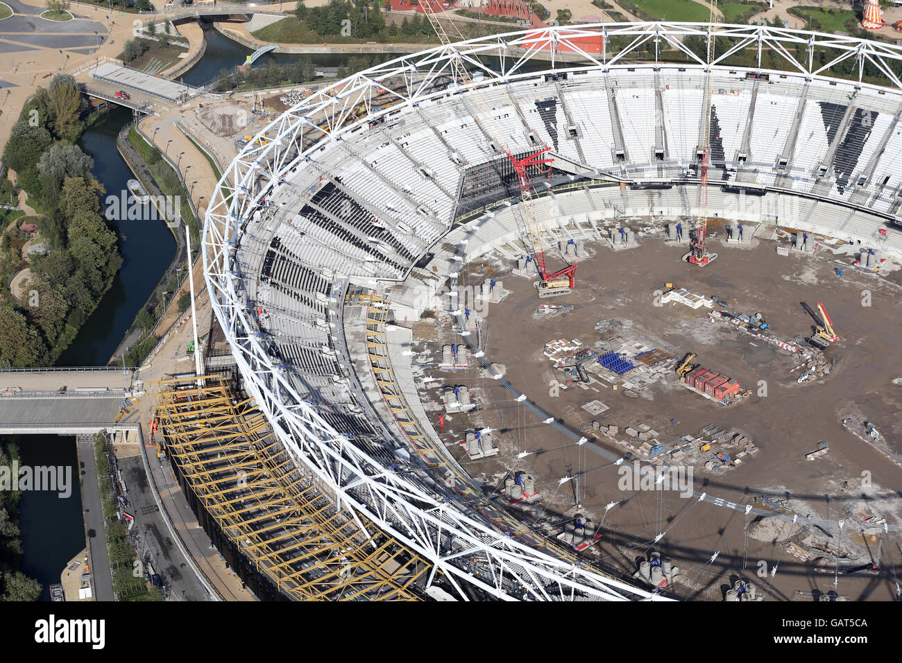 Stratford eye tower hi-res stock photography and images - Alamy